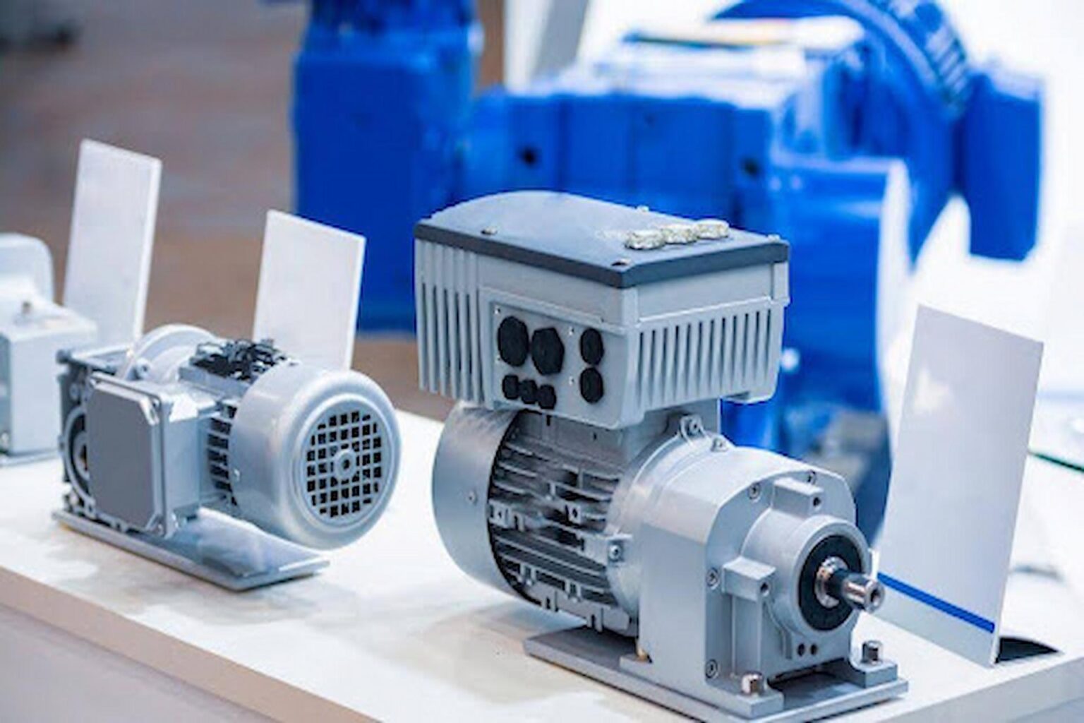 Understanding The Difference Between AC and DC Drives